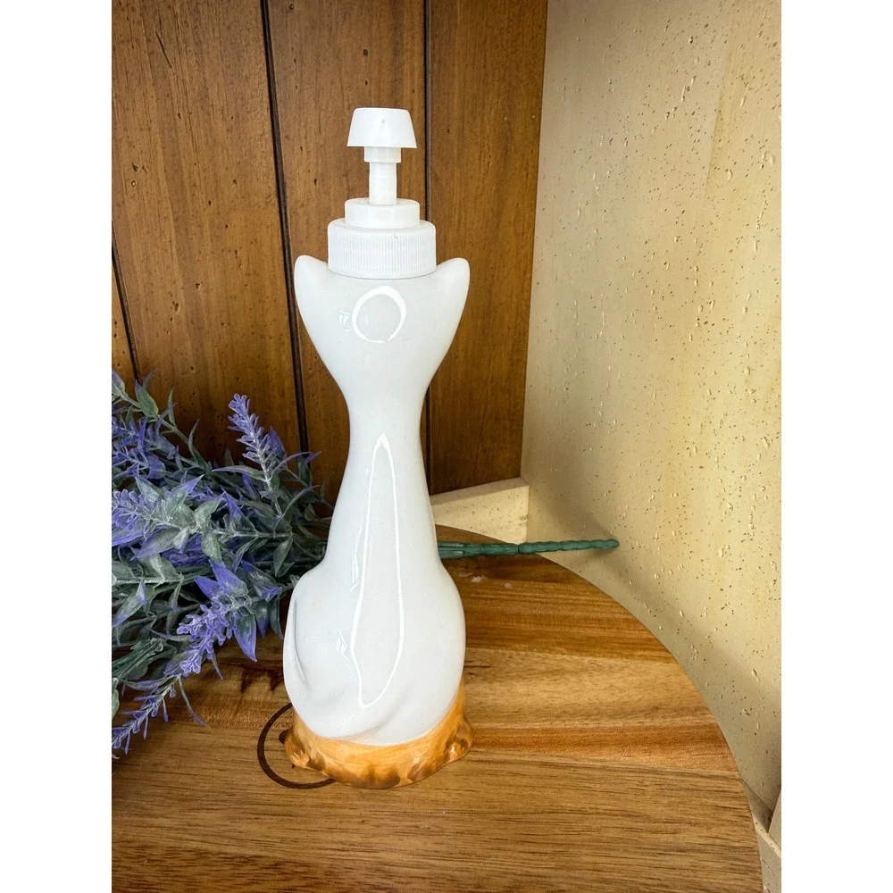 Allure | Bath | Vintage 999 Allure Ceramic White Cat Soap Lotion ...
